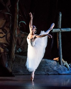 GISELLE_RNZB, Marlowe Theatre Canterbury; Giselle; Lucy Green, Albrecht ...