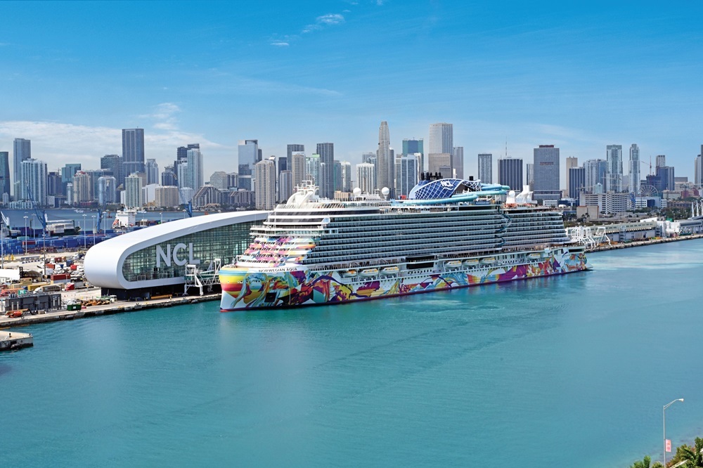 Norwegian-Aqua.-Photo-courtesy-of-NCLH - Dance Informa Magazine